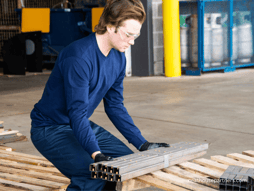 Safe Techniques For Carrying Heavy Or Bulky loads At Work | Neathouse ...